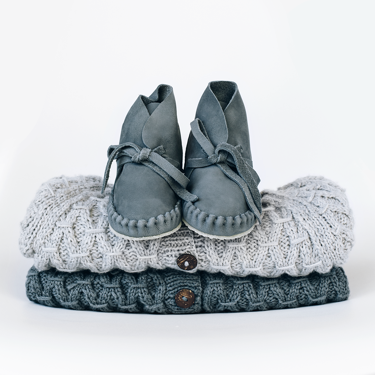 Shirley Bredal – Oh Eight Oh Nine